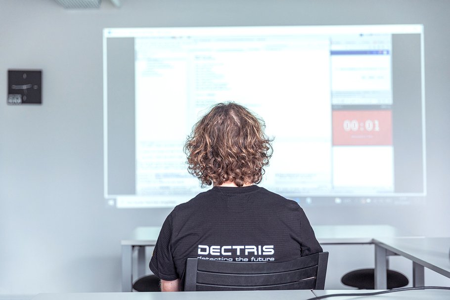 DECTRIS detectors: request a quote - Dectris